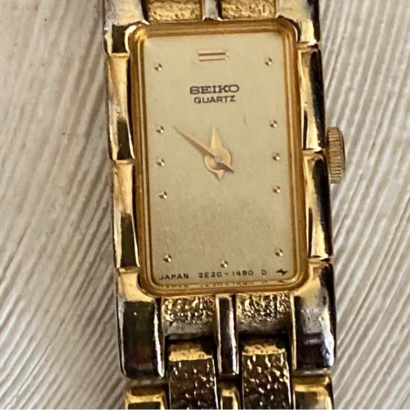 Seiko | Accessories | Seiko Quartz Vintage Womens Watch Japan Movement | Poshmark